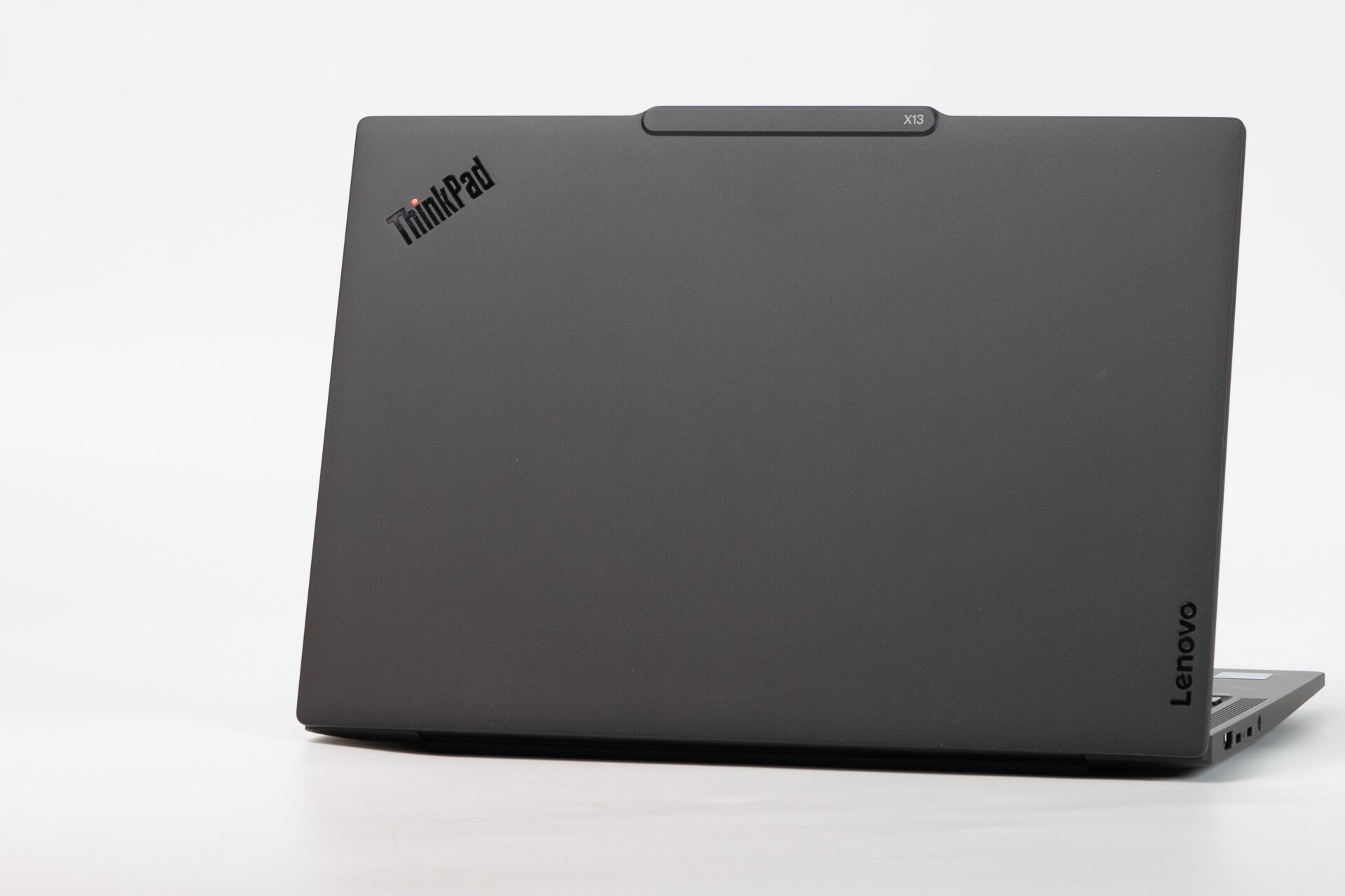 ThinkPad X13 Gen 6(13.3型 Intel)レビュー 1kg切りの最高モバイルThinkPad | うっしーならいふ